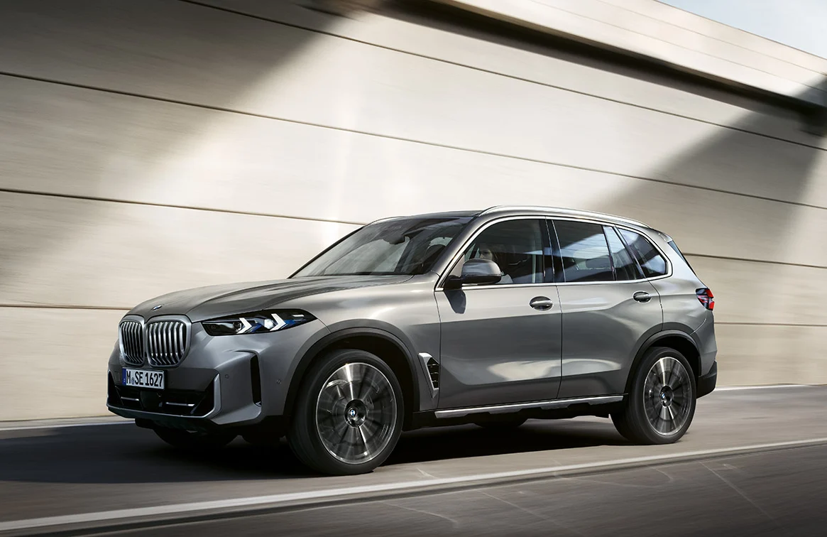 Best Luxury Crossover SUV Comparison 2025: Top 7 Models Ranked